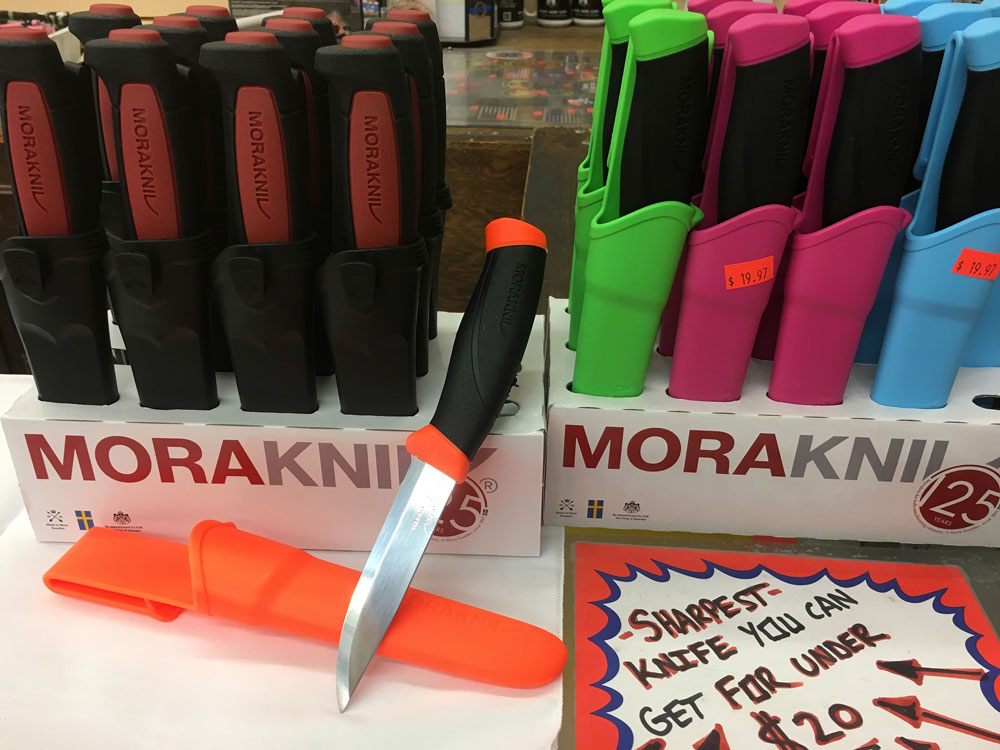 Knives & Cutting Tools